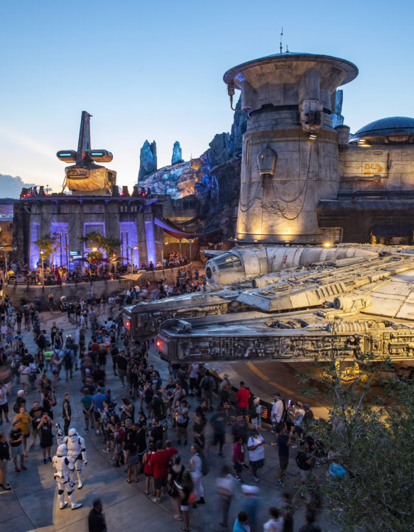Become A Part Of The Story In Star Wars: Galaxy’s Edge | Disney World ...